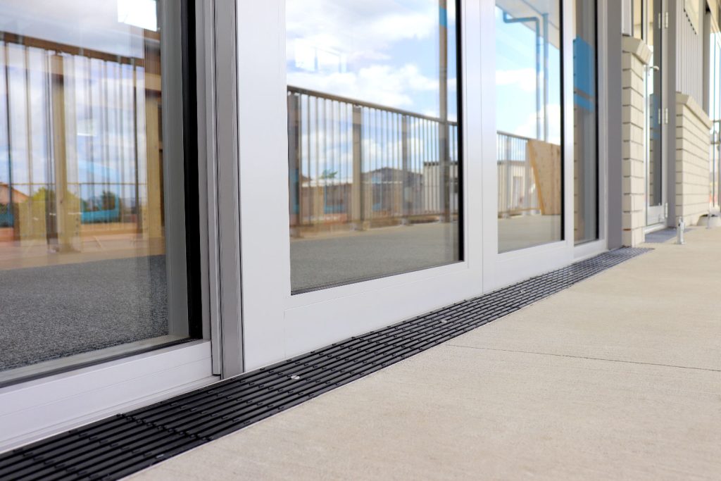 Level Threshold Access in Educational Facilities: Weathertightness ...